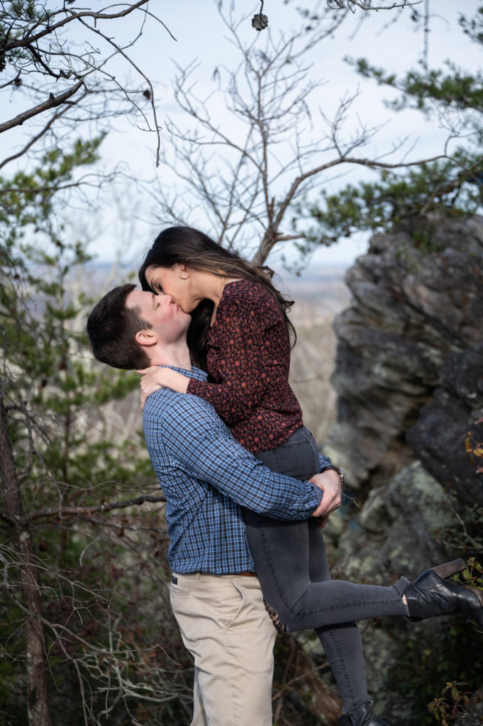 Sawnee Mountain Indian Seats | Carly and Andrew - Mandi Mitchell